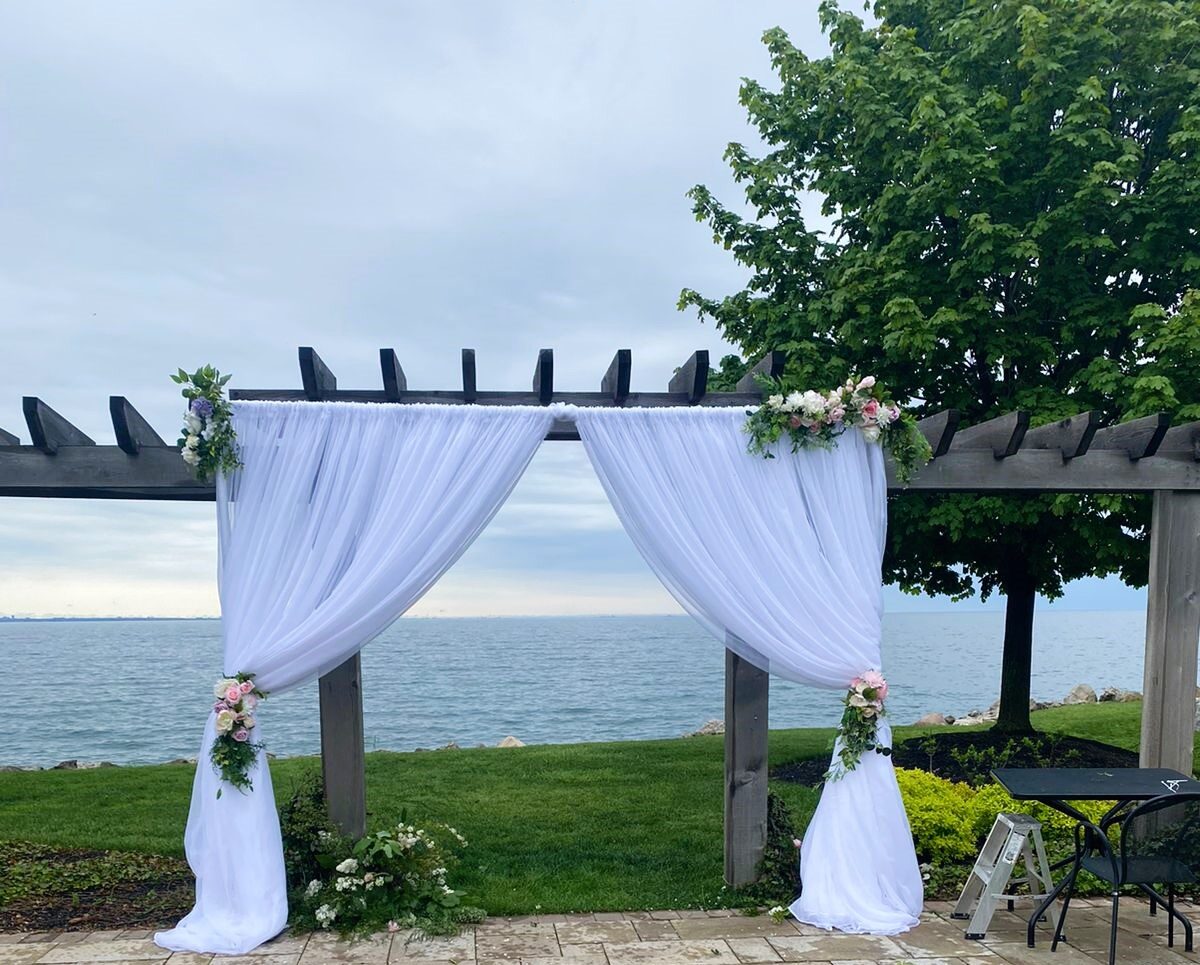 Cambridge Wedding Flower Arch Ideas - Flower Arches Canada